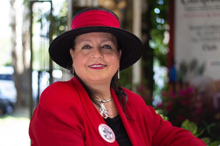 Elizabeth Brand e intervenciones en la ciudad: Al igual que en la ...